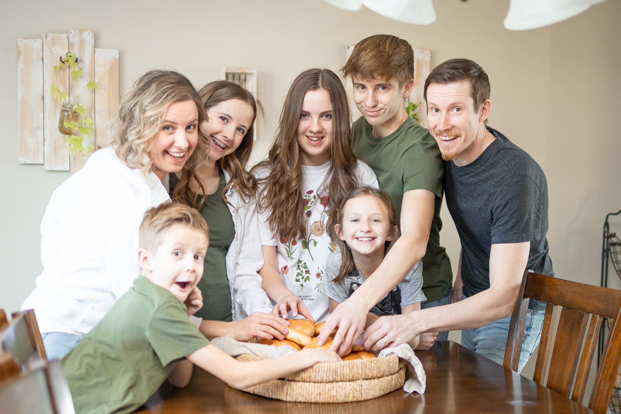 5 Basic Social Etiquette Words Kids Must Know